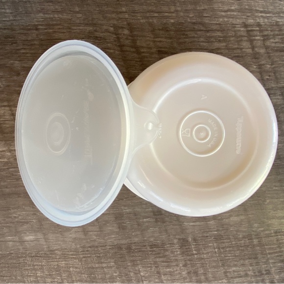 Tupperware | Kitchen | Vintage Tupperware Serving Center 3 Pc | Poshmark